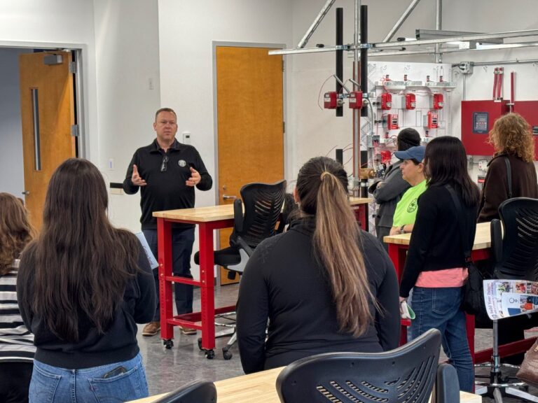 IBEW Local 701 Encourages Women to Join the Electrical Trade in First ...